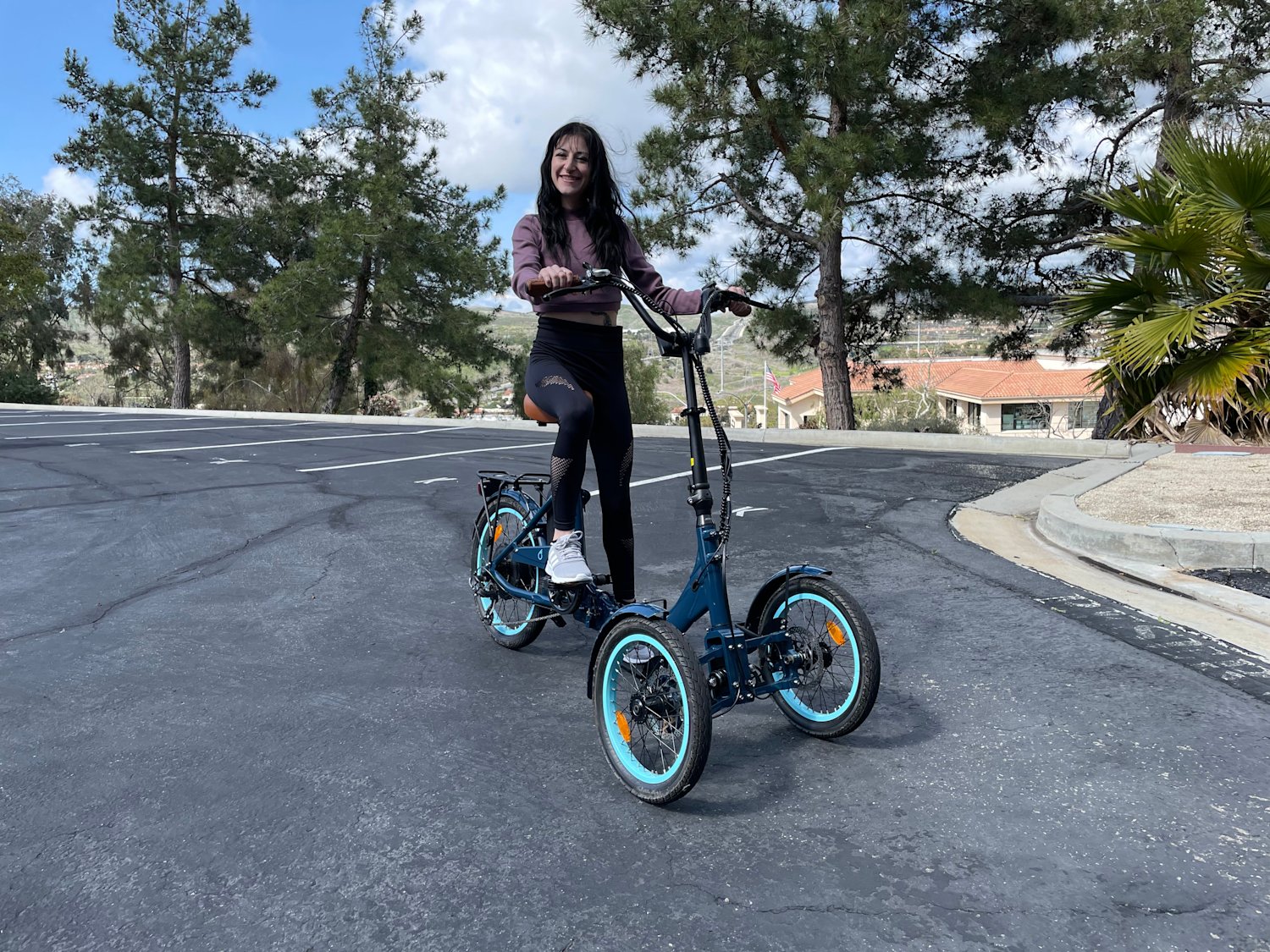 The Revolutionary Reverse E Trike with Two Front Wheels!