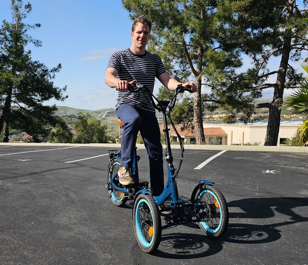 The Innovative Reverse E Trike: Perfect Fit for Riders 4'11" to 6'2 ...