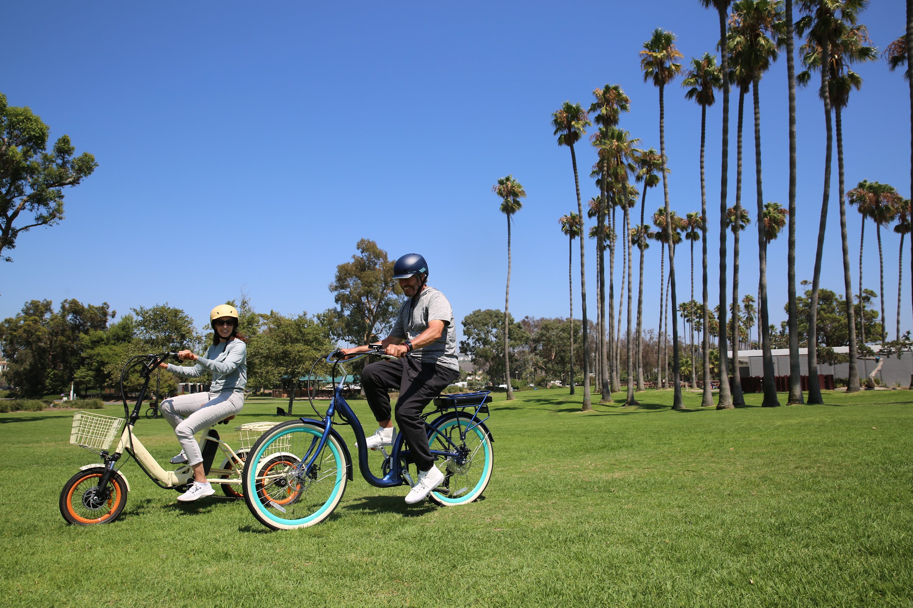 Unforgettable Moment: Watch a 55-Year-Old's First Ever E-Bike Ride and ...