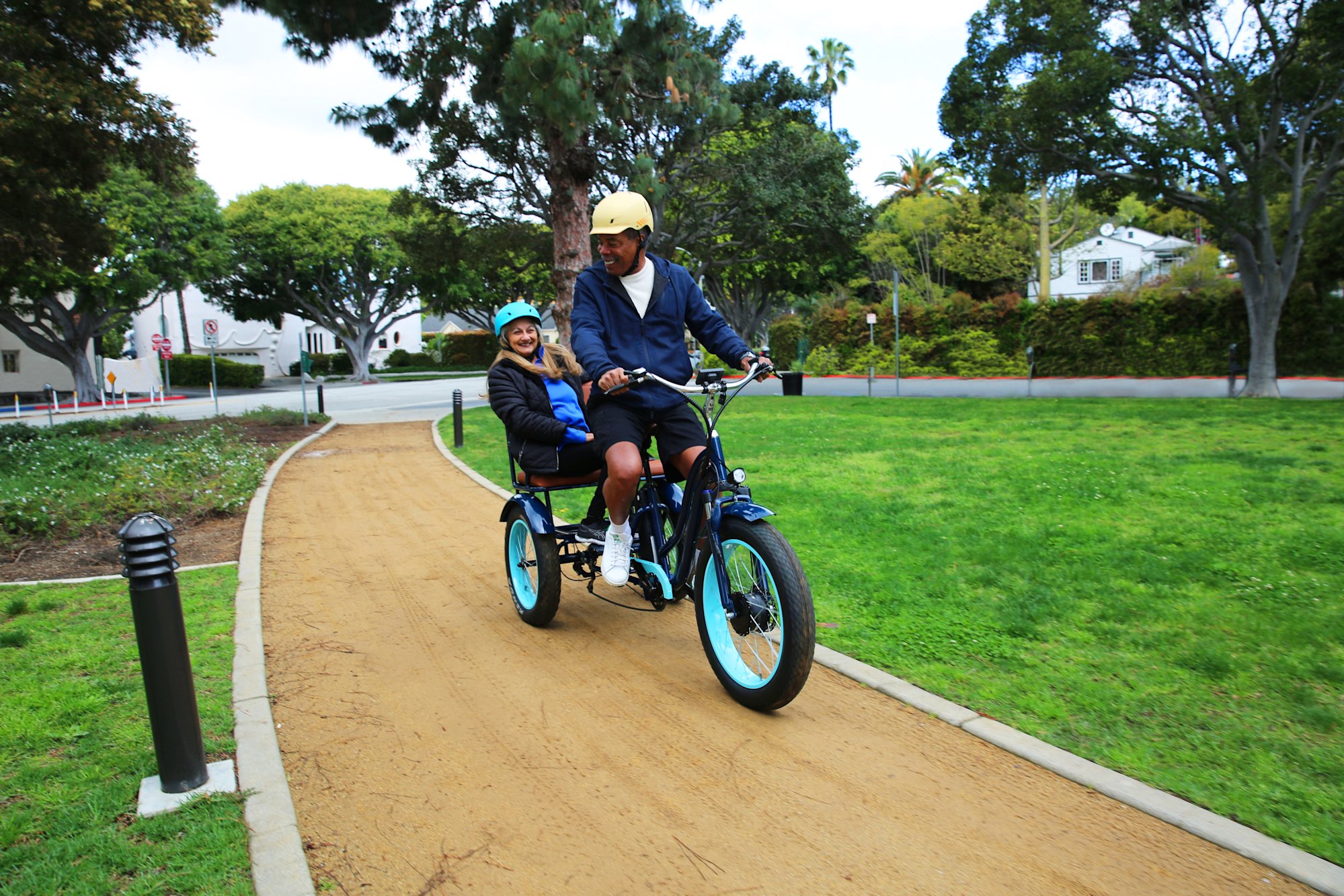 sixthreezero Electric Rickshaw Assembly Guide | How to Assemble EBike ...