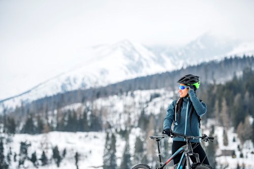 Winter Cycling Gear For Commuting - Cold Weather Bike Riding Gear ...