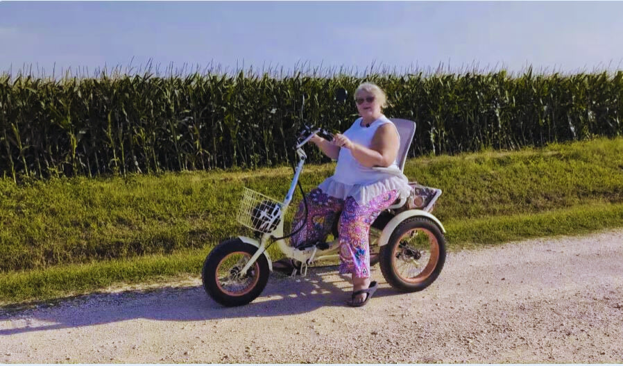 Can You Twist an Electric Trike Throttle with Arthritis? Kelly Shares ...