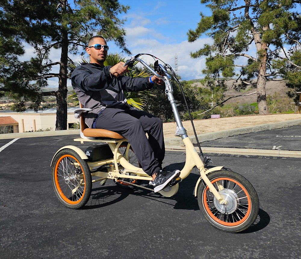 Experience the Thrill of the Coolest Recumbent E Trike Ride!