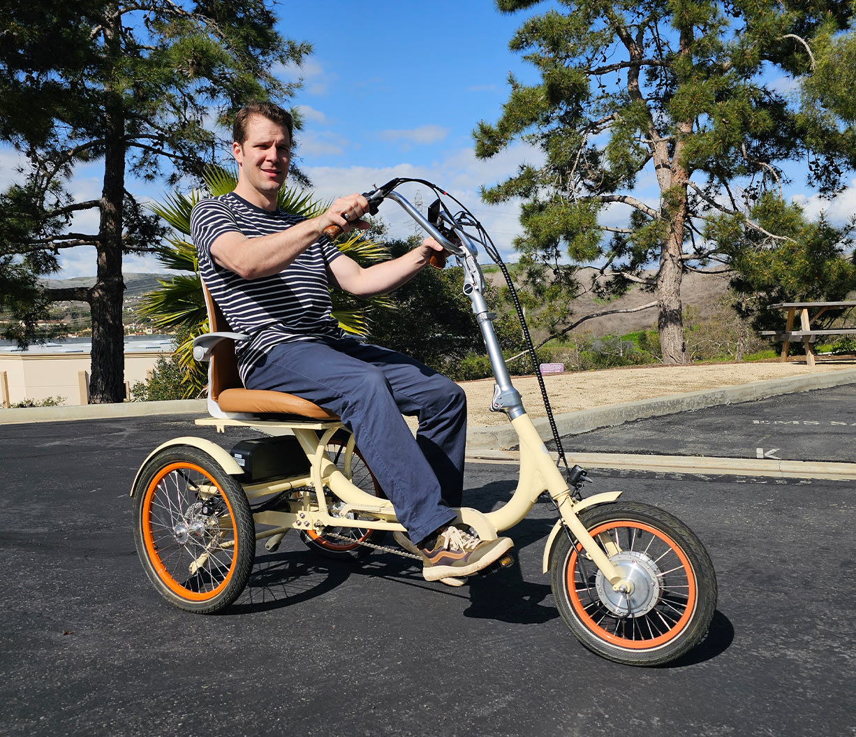 Electric Recumbent Trike for Riders 4'11" to 6'2" - The Most ...