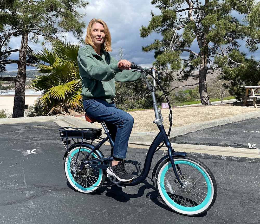 Best 20" Compact Lightweight EBike for Riders Heights 4'11" to 6'2"