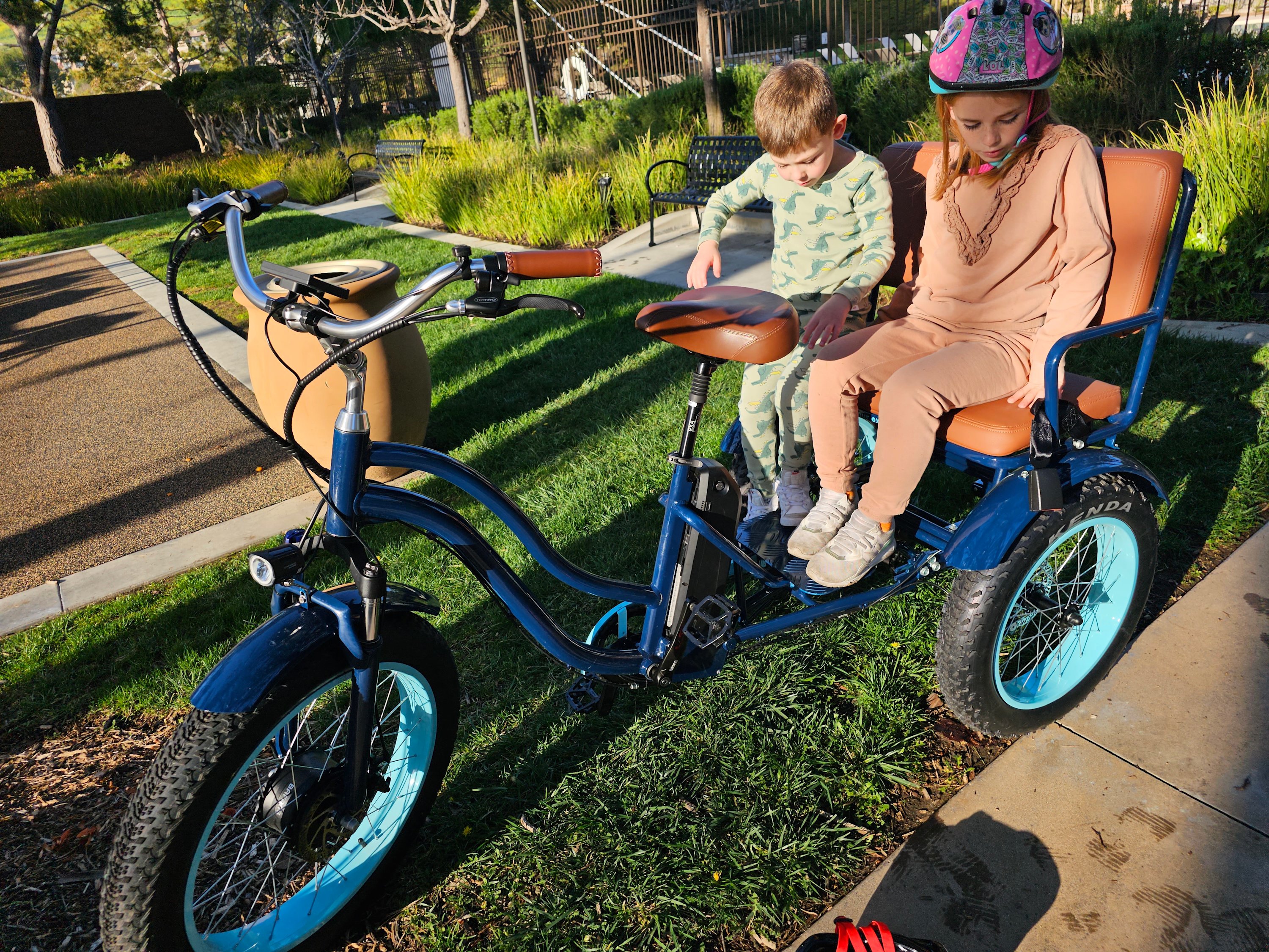 Best Electric Bike for Transporting Kids | Best Electric Rickshaw Bike ...