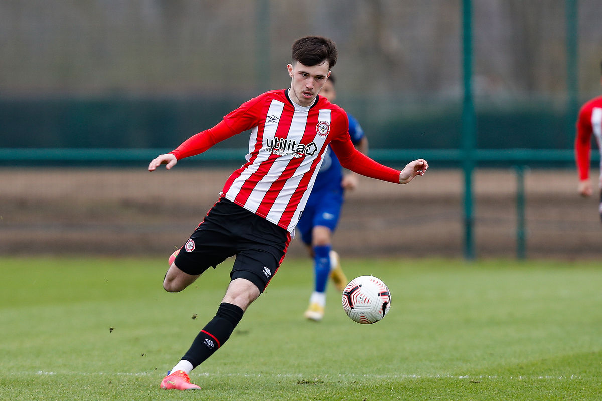 Alex Gilbert features in 2-1 win for Ireland Under-21s | Brentford FC