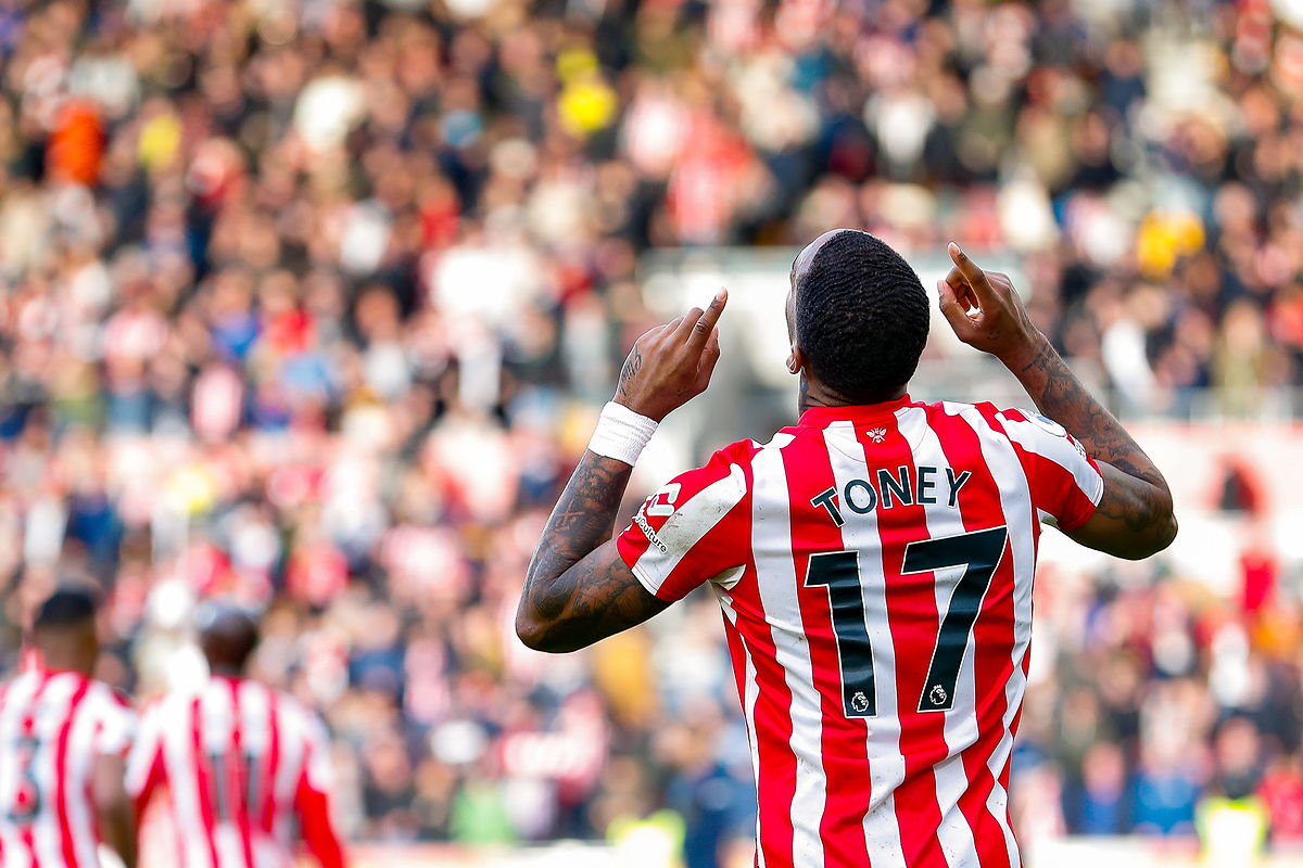 Vote for Ivan for Premier League award | Brentford FC
