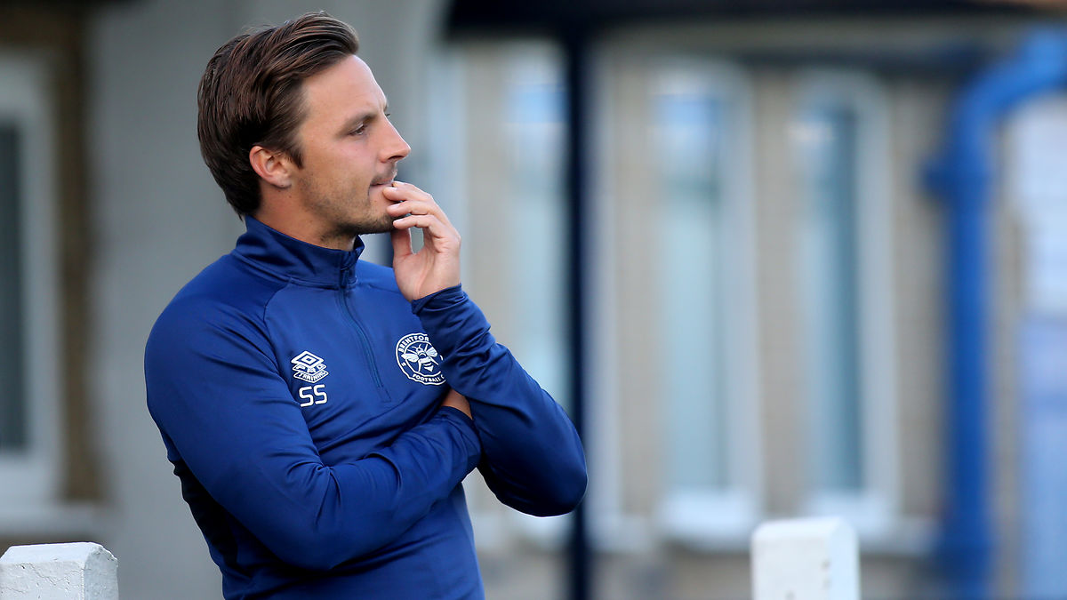 Brentford B's Sam Saunders appears on The Coaches' Voice Academy ...