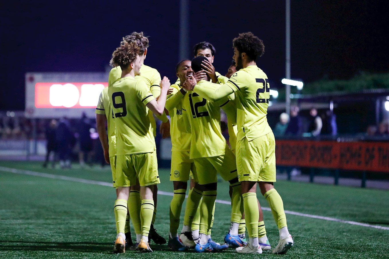 Watch as Brentford B face Barnet in Middlesex FA Senior Challenge Cup ...