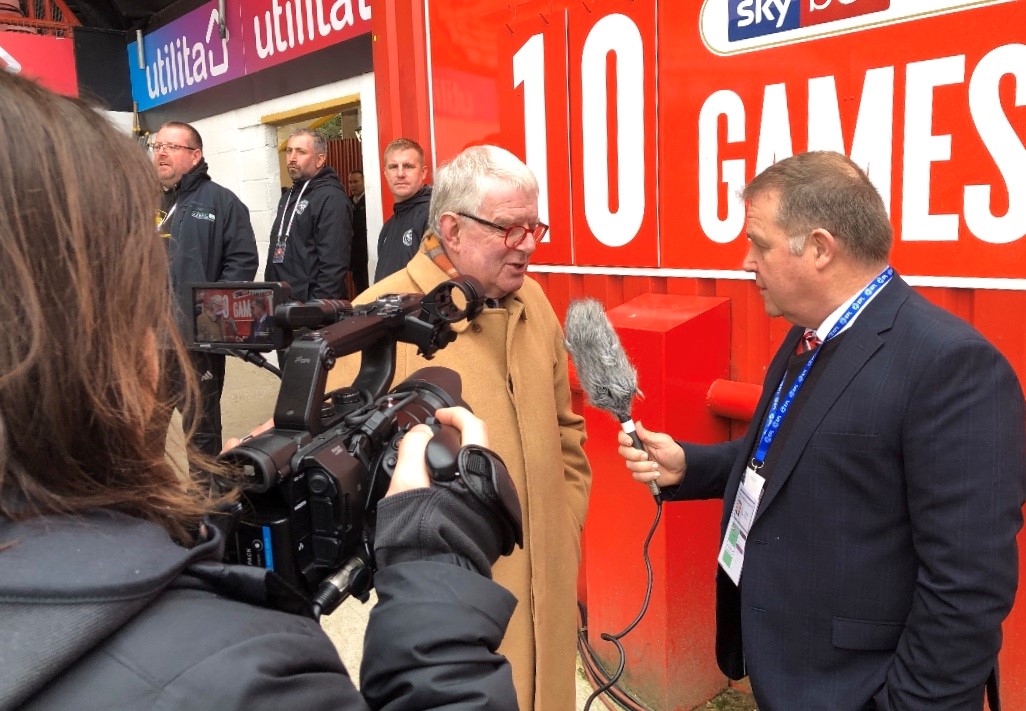 Watch: #TakeYourSeats John Motson | Brentford FC