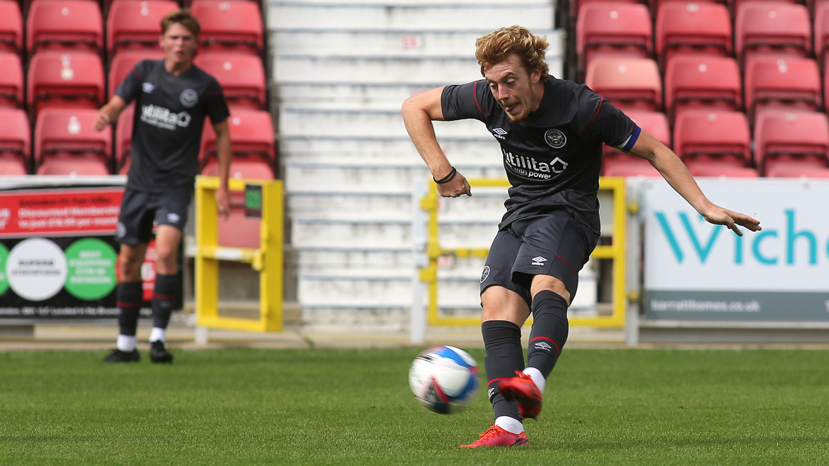 Arthur Read departs on permanent move to Stevenage | Brentford FC