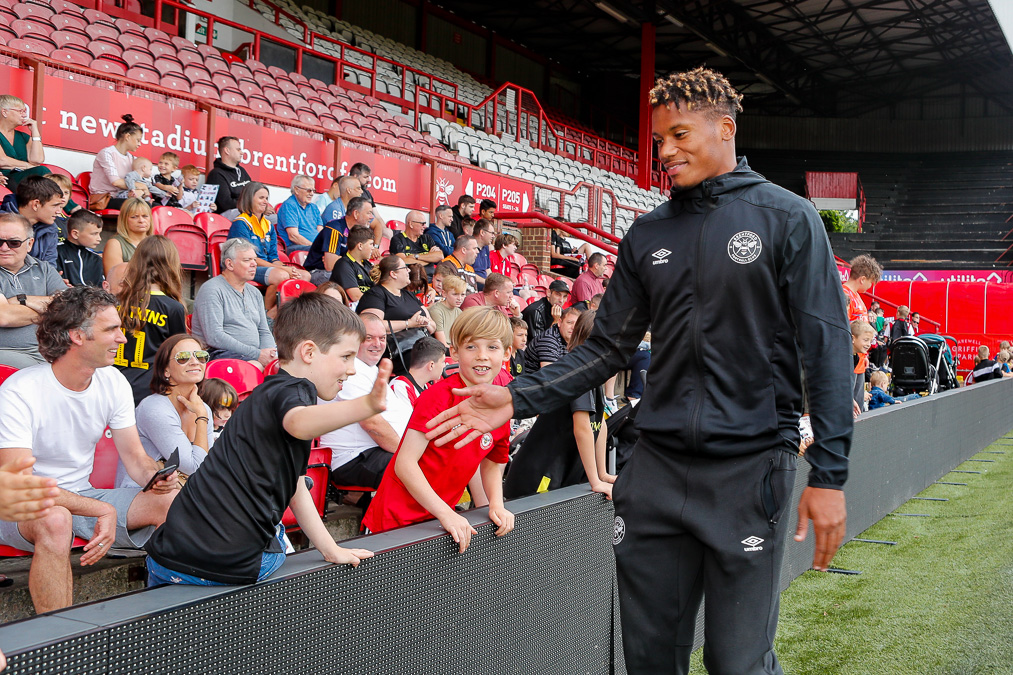 EFL RELEASES FINDINGS OF SUPPORTERS SURVEY | Brentford FC