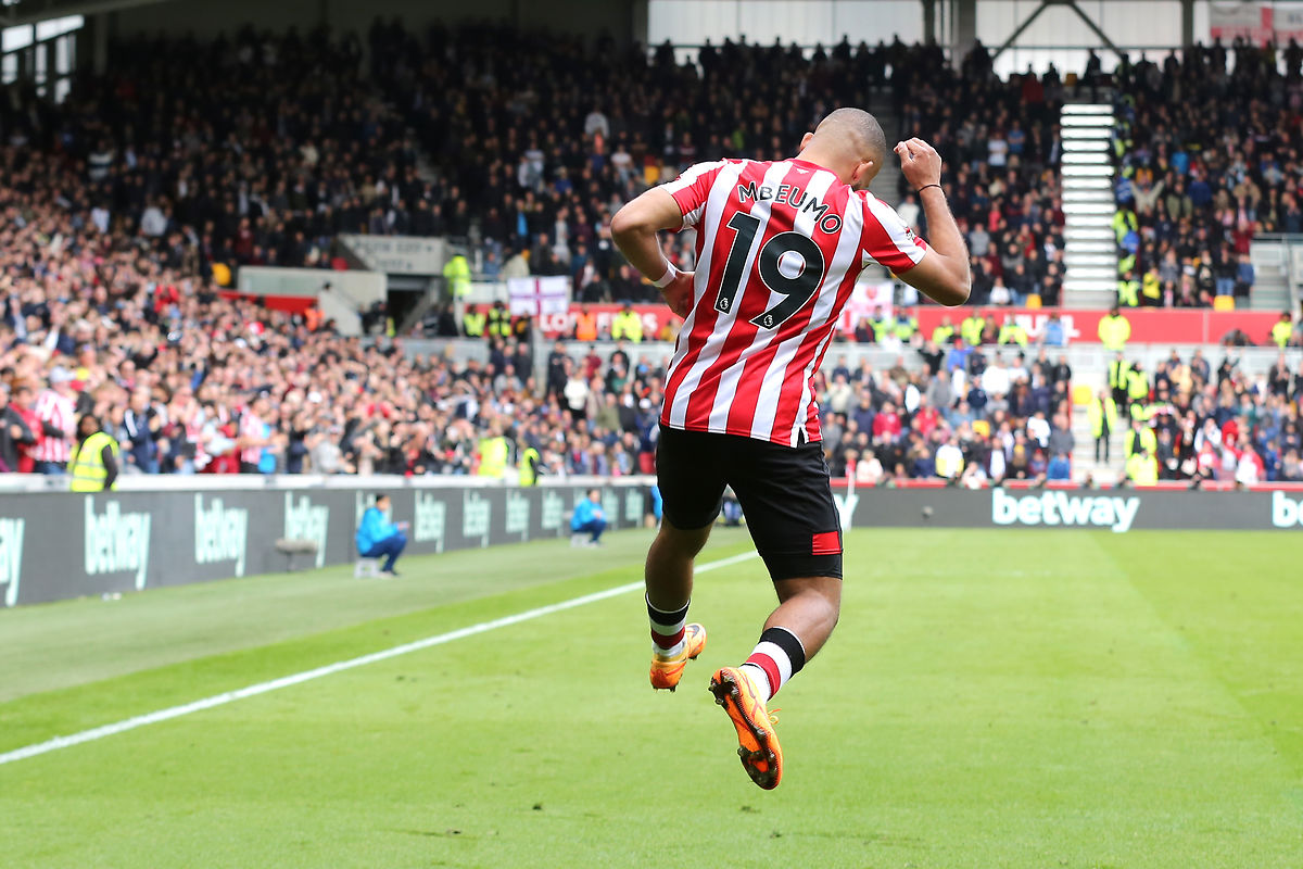 Bryan picked out as Rising Star | Brentford FC