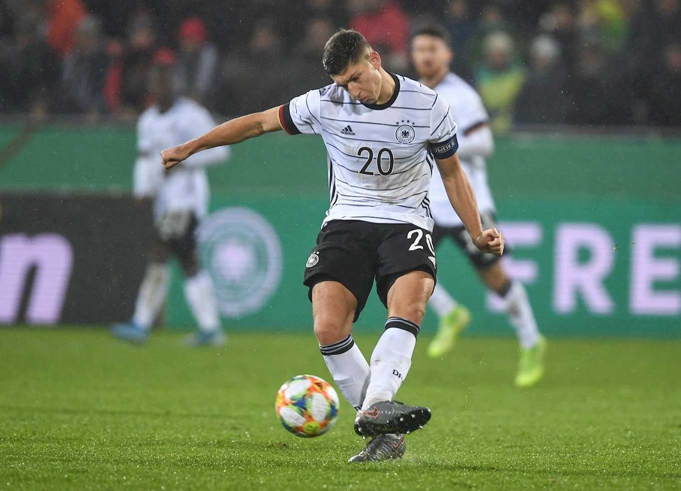 Vitaly Janelt helps Germany Under-21 to opening win | Brentford FC