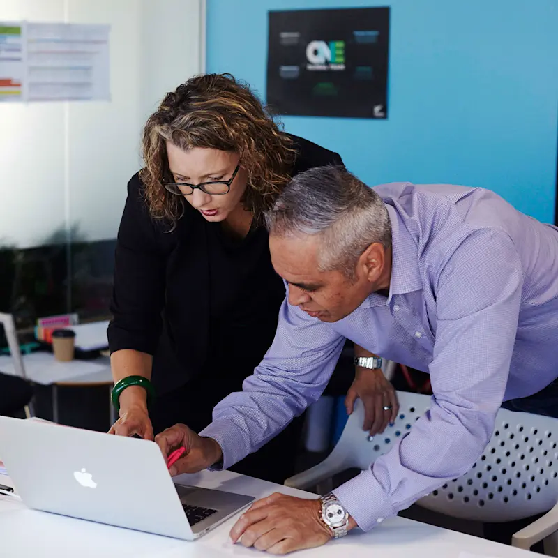 Job Opportunities Circle 1600x1600px