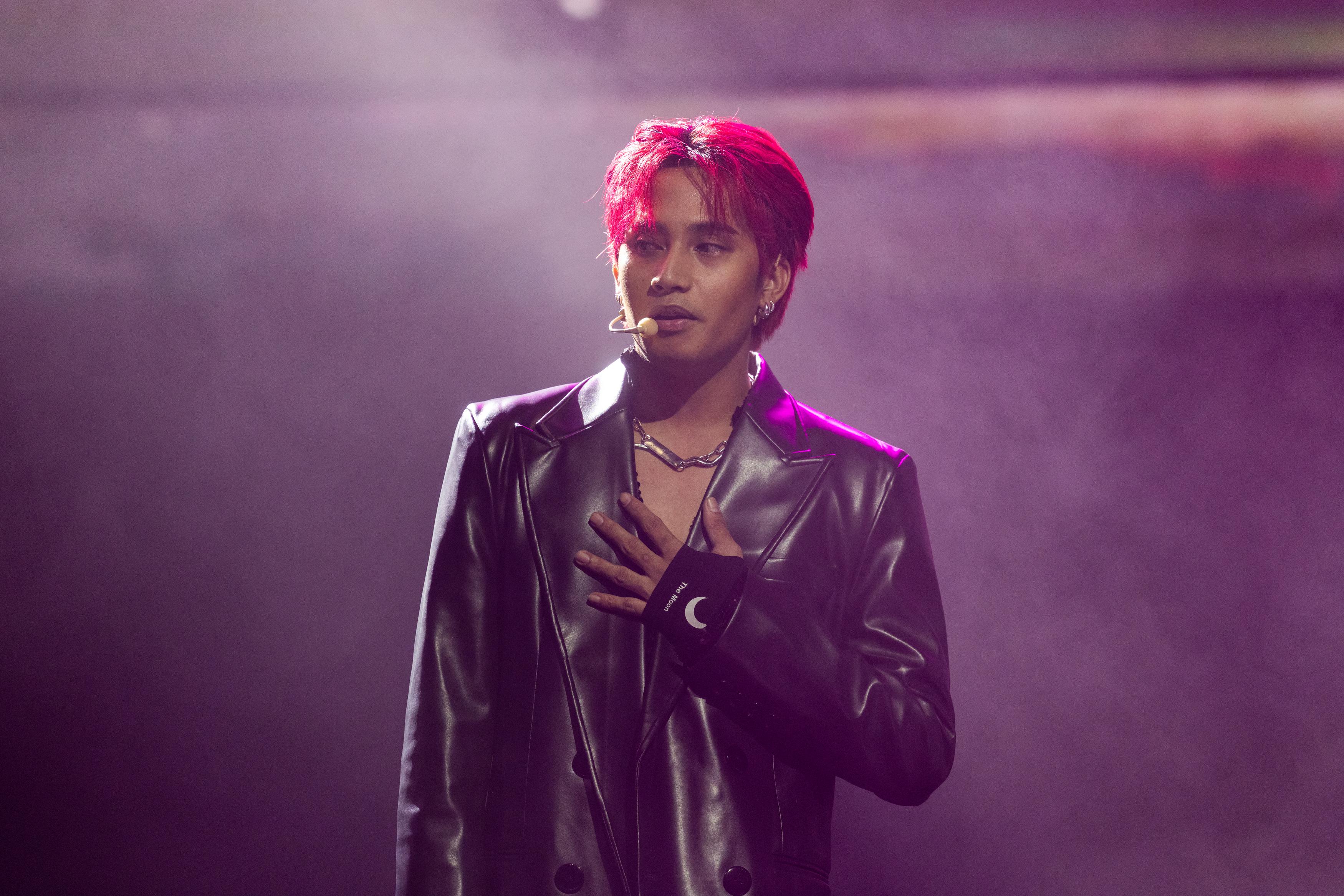 SB19 and Zephanie | World Expo