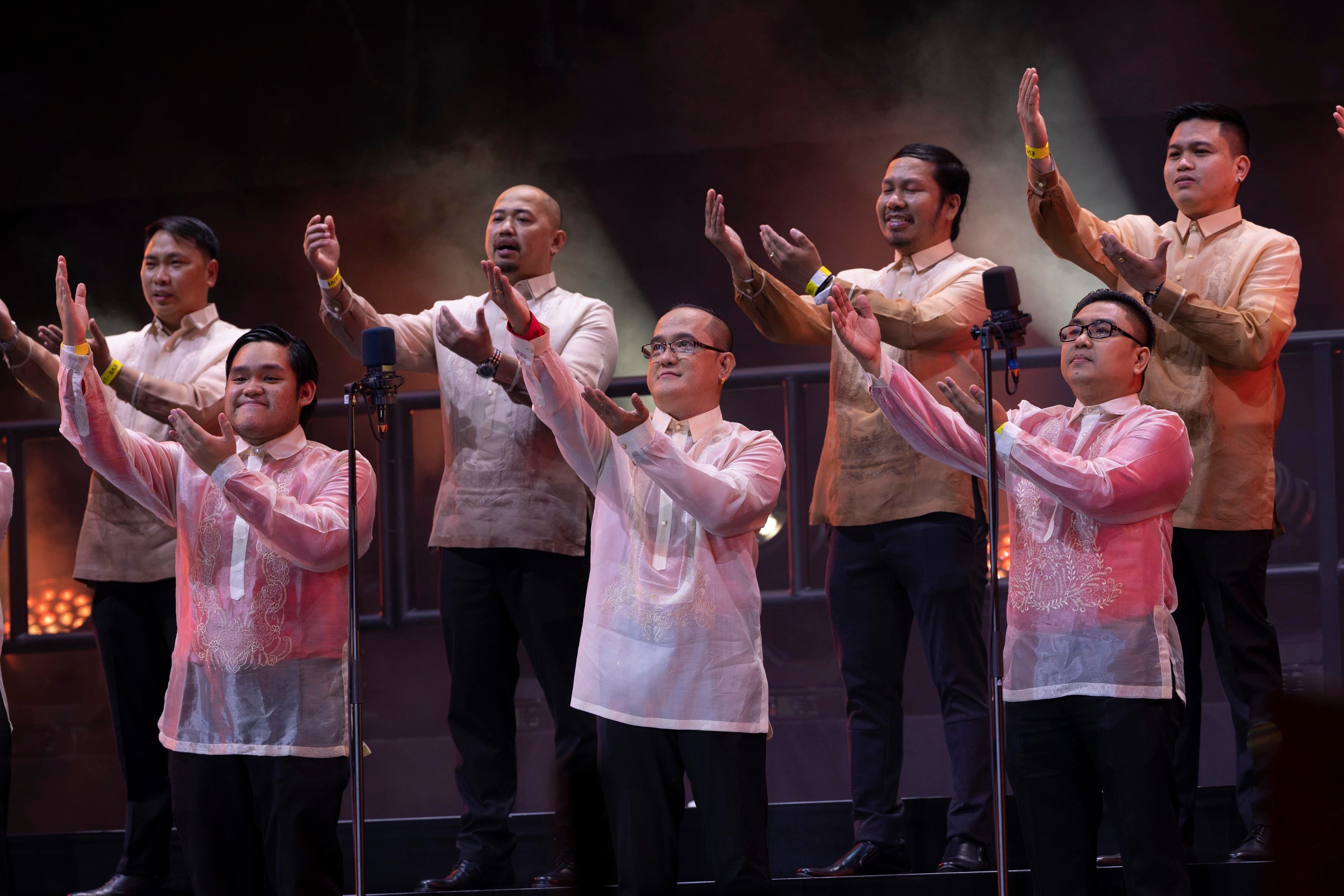 Philippines: Paskong Pinoy Chorale Concert | World Expo