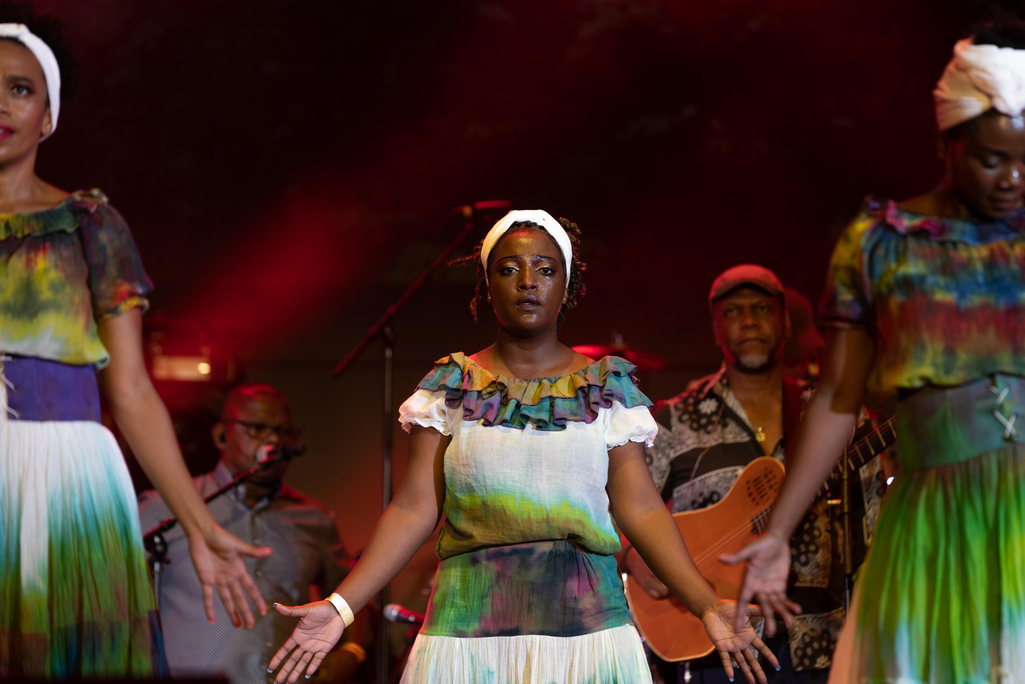 Seychelles: Moutya Evening, Authentic Sound and Dance of Seychelles ...