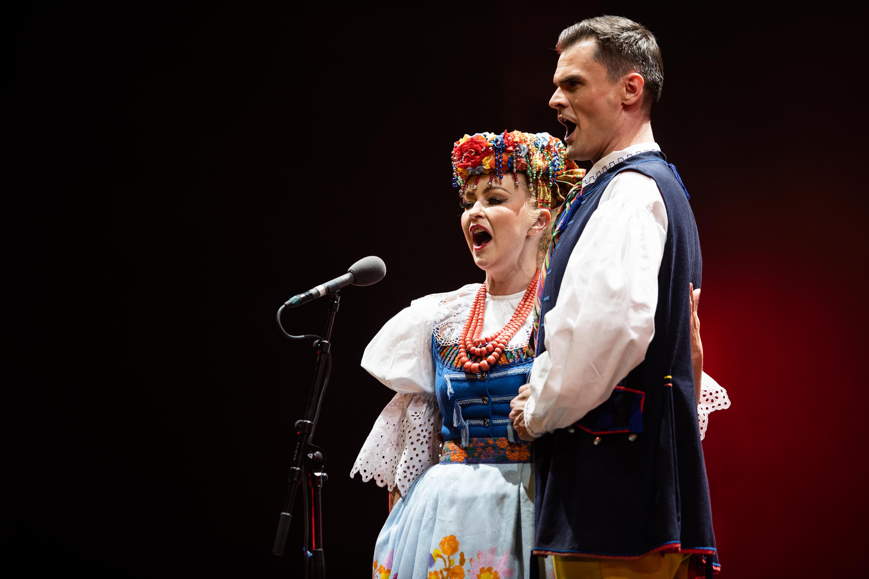 Poland: Zespol Piesni i Tanca Slask | World Expo