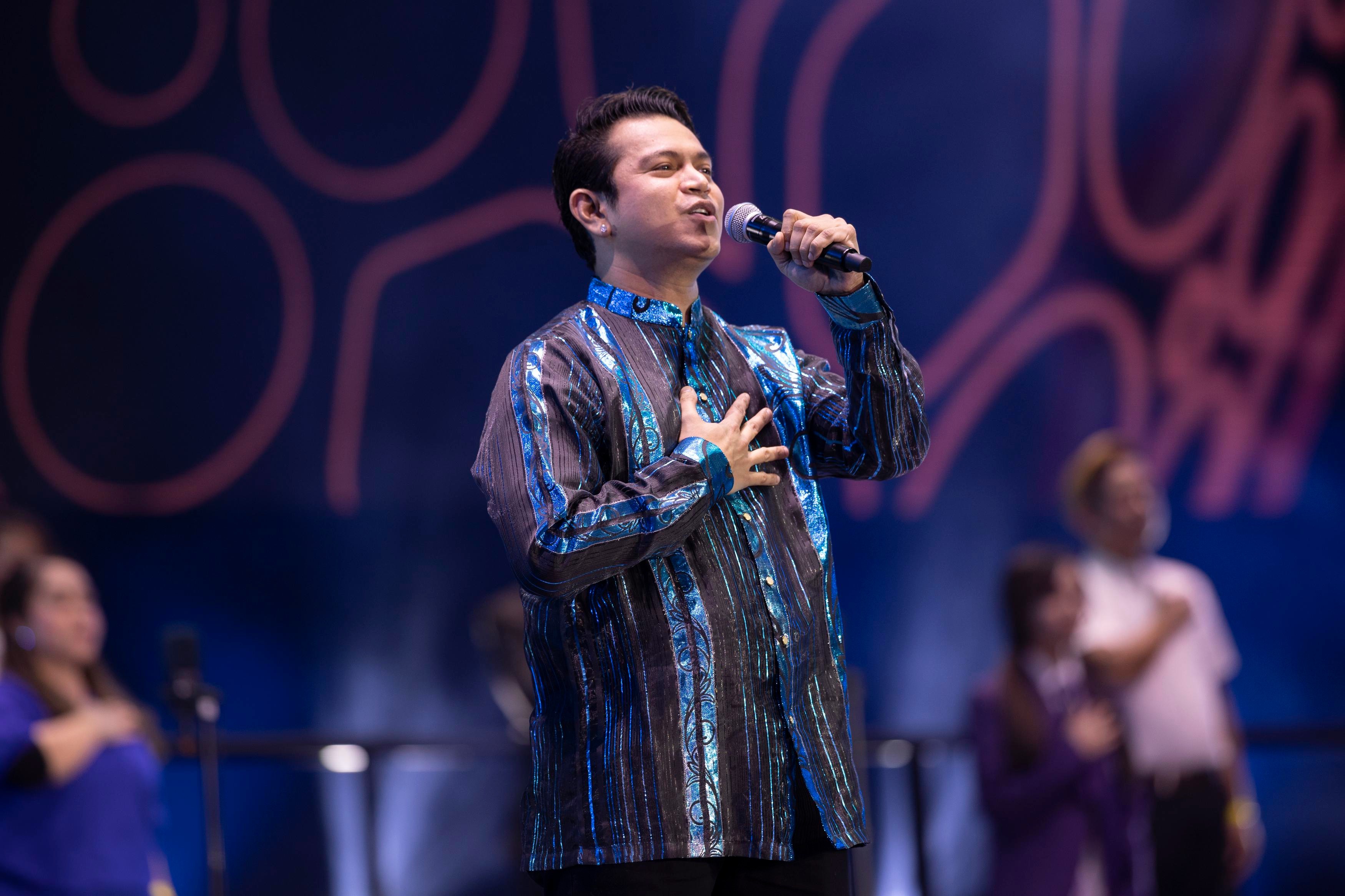 Philippines: Paskong Pinoy Chorale Concert | World Expo