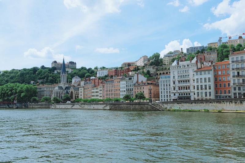 Flights From Manchester to Lyon – Book Your Ticket Easily Today | SAS