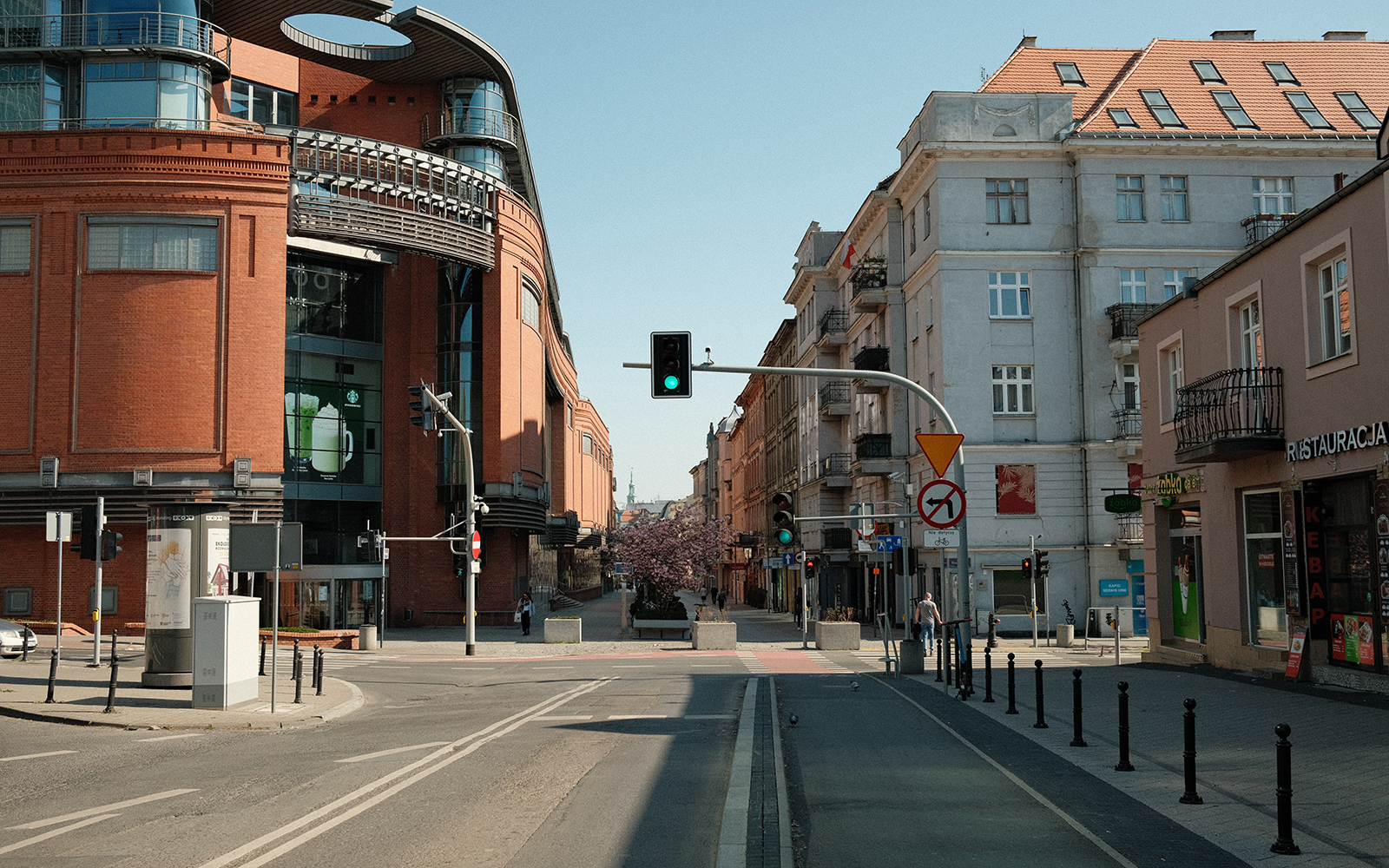 Prisgunstige fly til Poznan | Praktiske avganger | Bestill nå | SAS