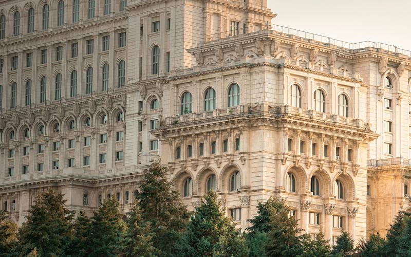 Flights From Manchester to Bucharest – Book Your Ticket Easily Today | SAS