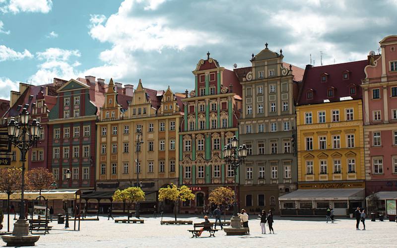 Flights From Manchester to Wroclaw – Book Your Ticket Easily Today | SAS
