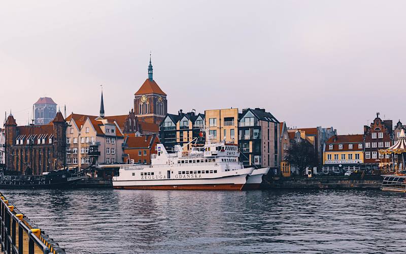 Flights From Manchester to Gdansk – Book Your Ticket Easily Today | SAS