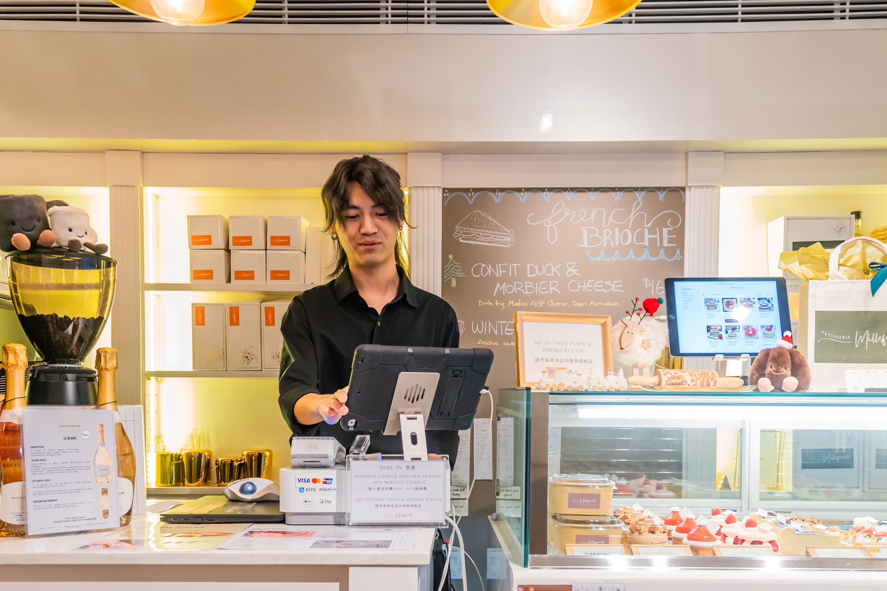 Helping the youth of Hong Kong, through food.