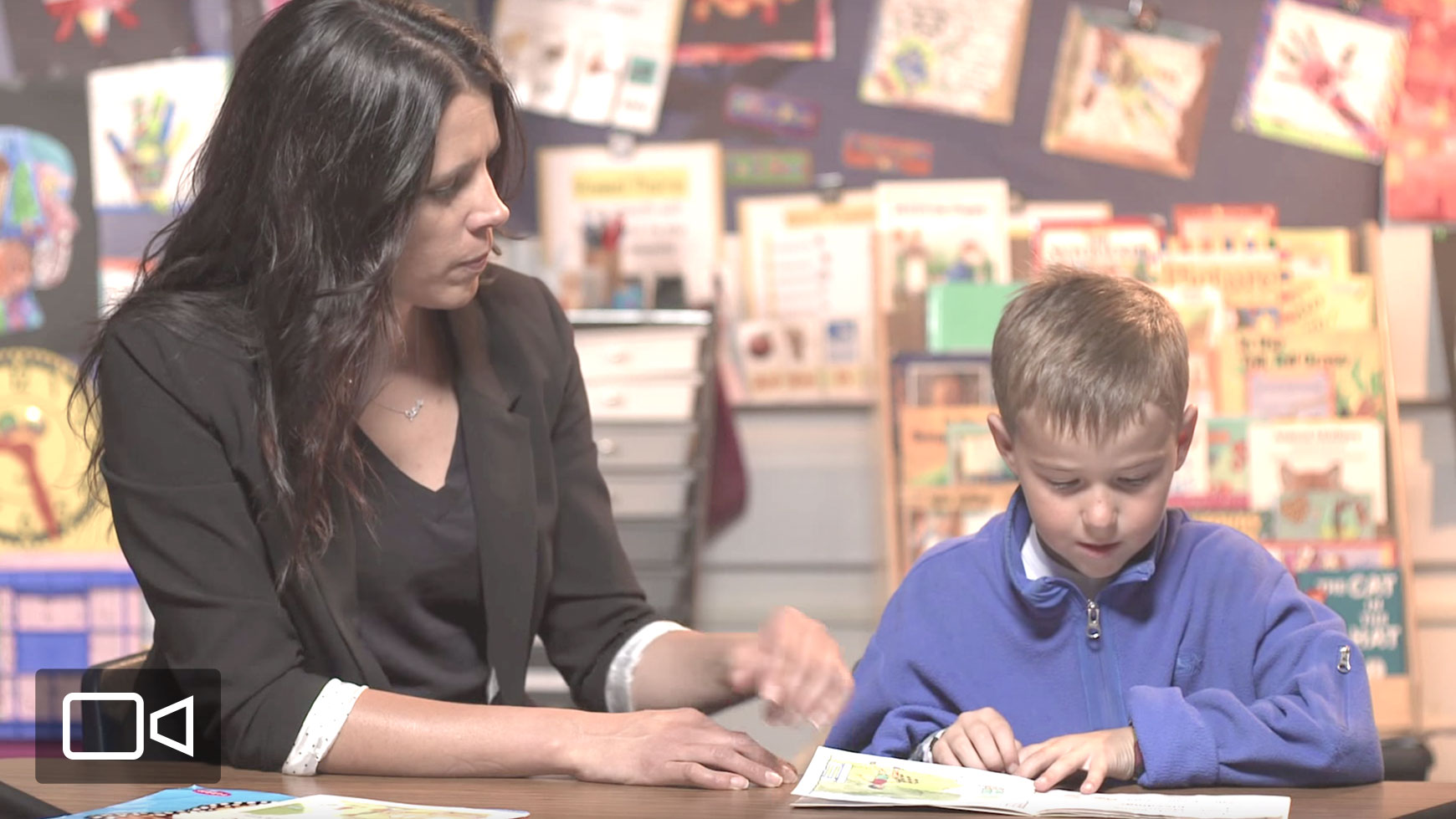 When do kids know the alphabet?