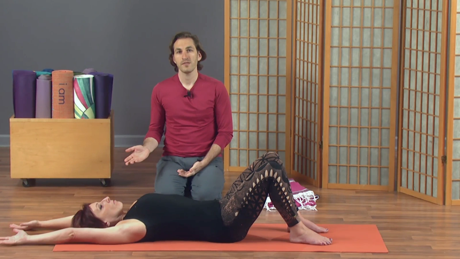 A Simple Practice to Lengthen Your Spine