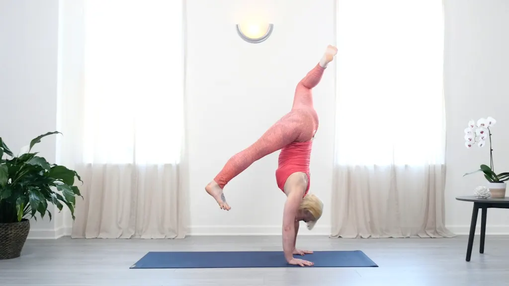 Puppy Press Handstand Tutorial