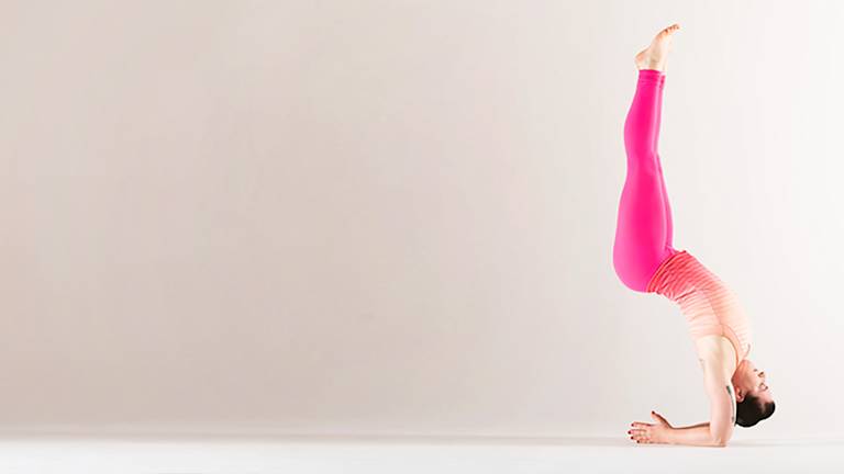 4 Ways to Practice Forearmstand