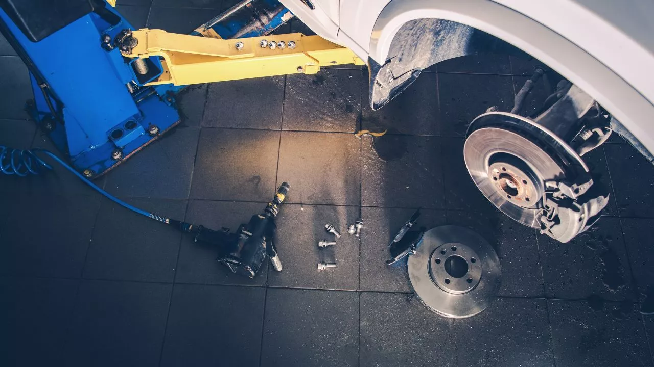 Different Types of Brake Pads: Which One is Right for Your Vehicle
