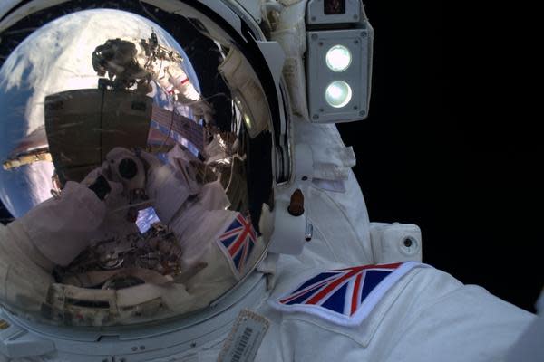 Mars Day 2023 Sessions and Stars