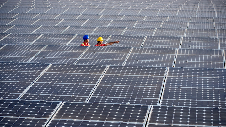 11 Careers in Solar Energy (With Salaries) | Indeed.com