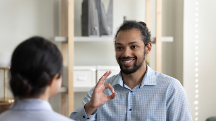 映画「イエスマン “YES”は人生のパスワード」で学ぶ英会話：「Yes」以外で使える肯定したい時の英語表現 | Indeed (インディード)