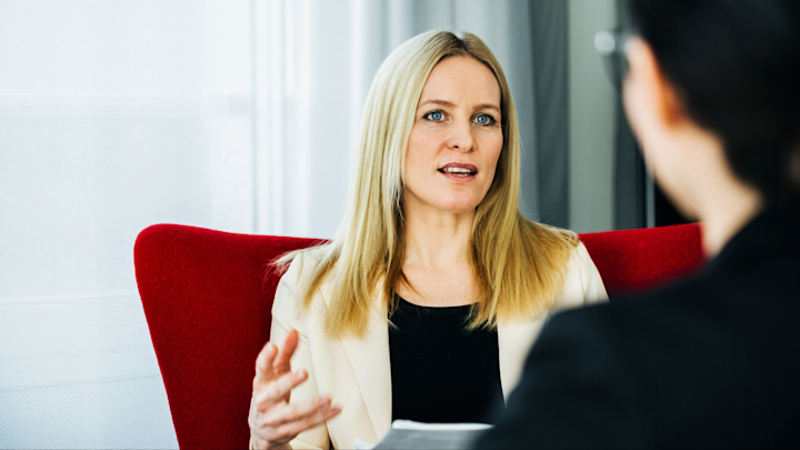 Describe a challenge you faced and how you overcame it (Q&A examples ...