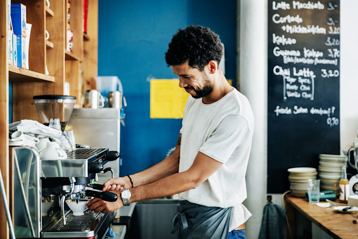 Wat is een tussenjaar? Zo haal je alles uit een jaar zonder studie ...