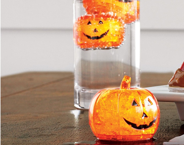 5 Cool Ways to Gift Your Guests with Fall Cheer | camdenliving.com ...