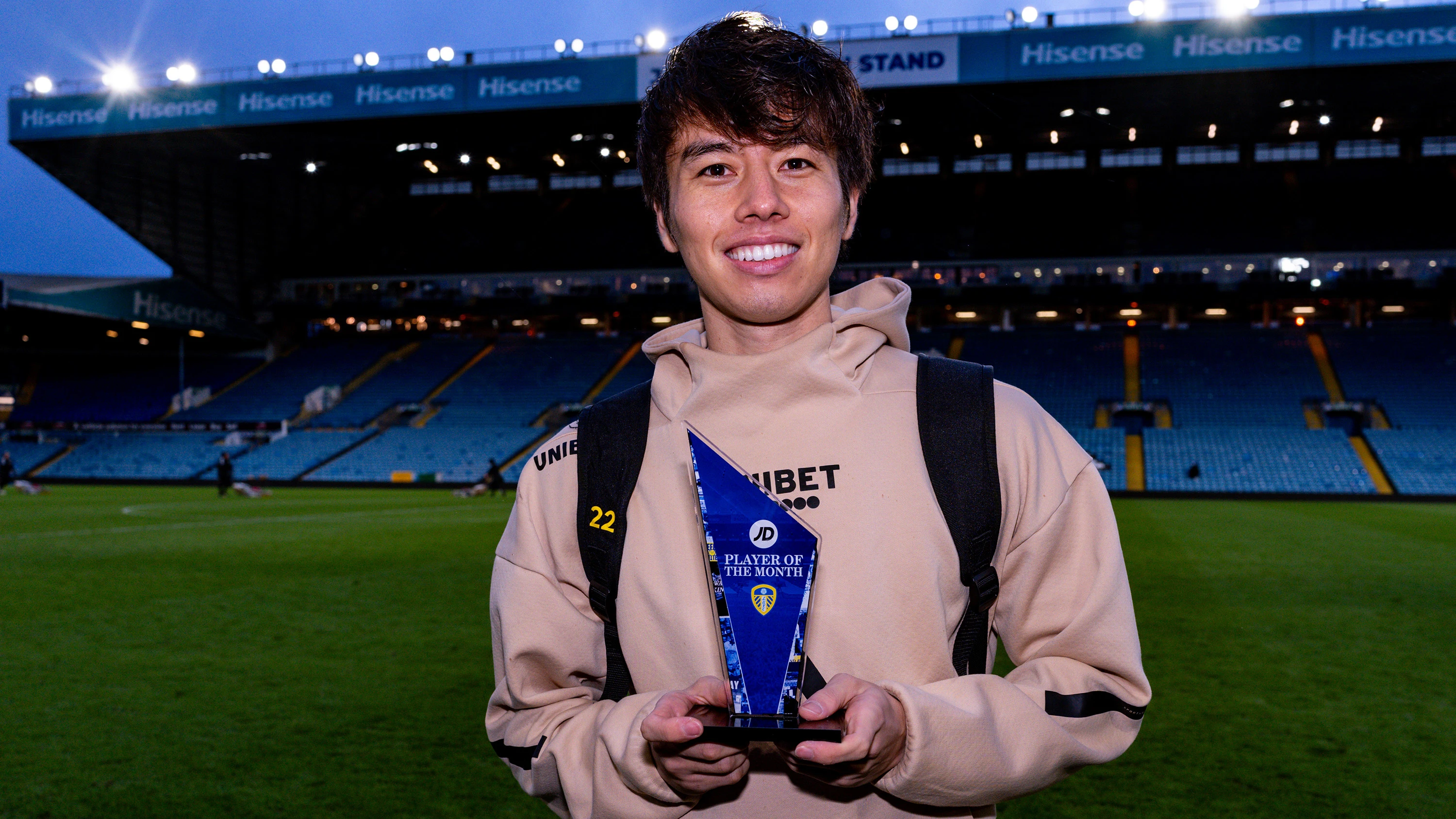 Ao Tanaka signs for Leeds United - Leeds United Ao Tanaka signs for Leeds United - Leeds United