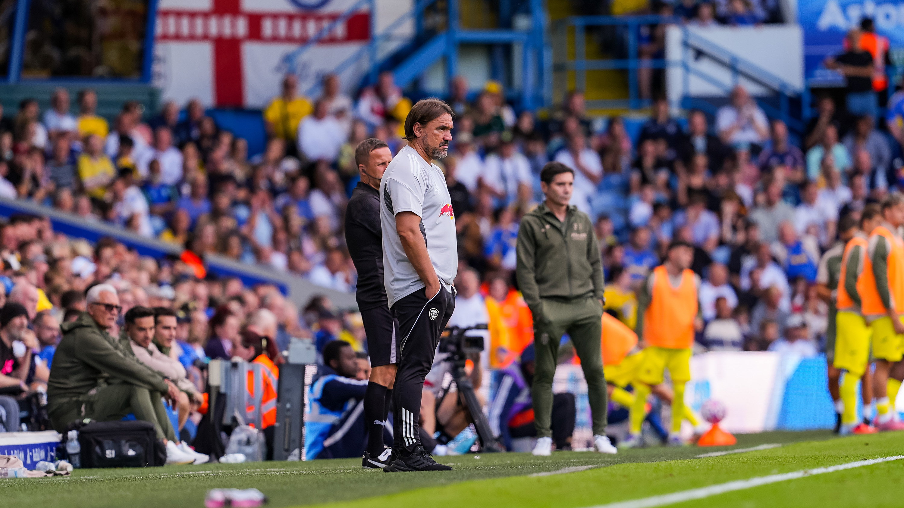 Isaac Schmidt completes Leeds United move - Leeds United