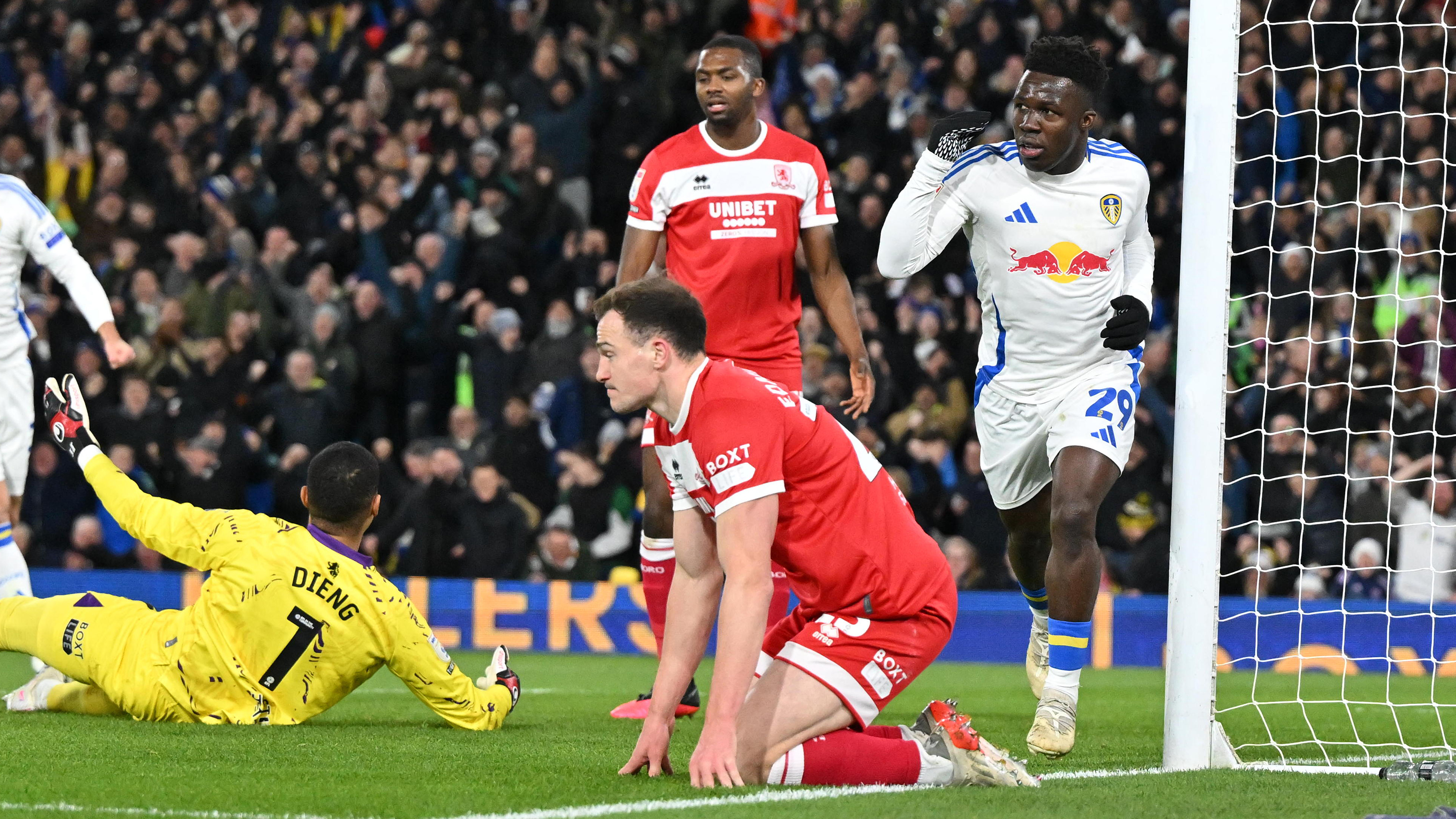Report: Leeds United 3-1 Middlesbrough - Leeds United
