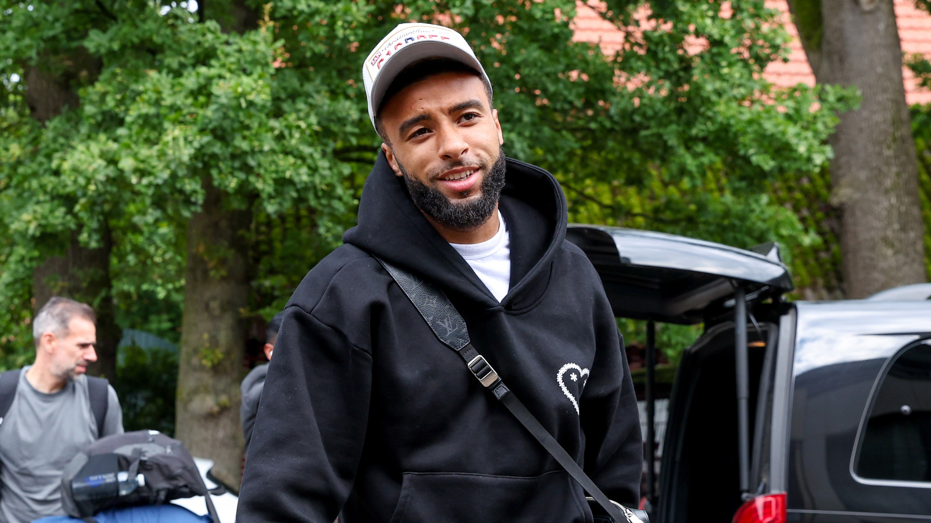 Leeds United Take Flight For Pre-Season - Leeds United