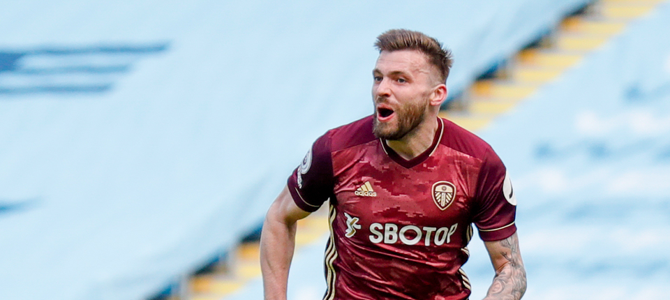 Stuart Dallas Wins PFA Fans' Premier League Player of the Month - Leeds ...