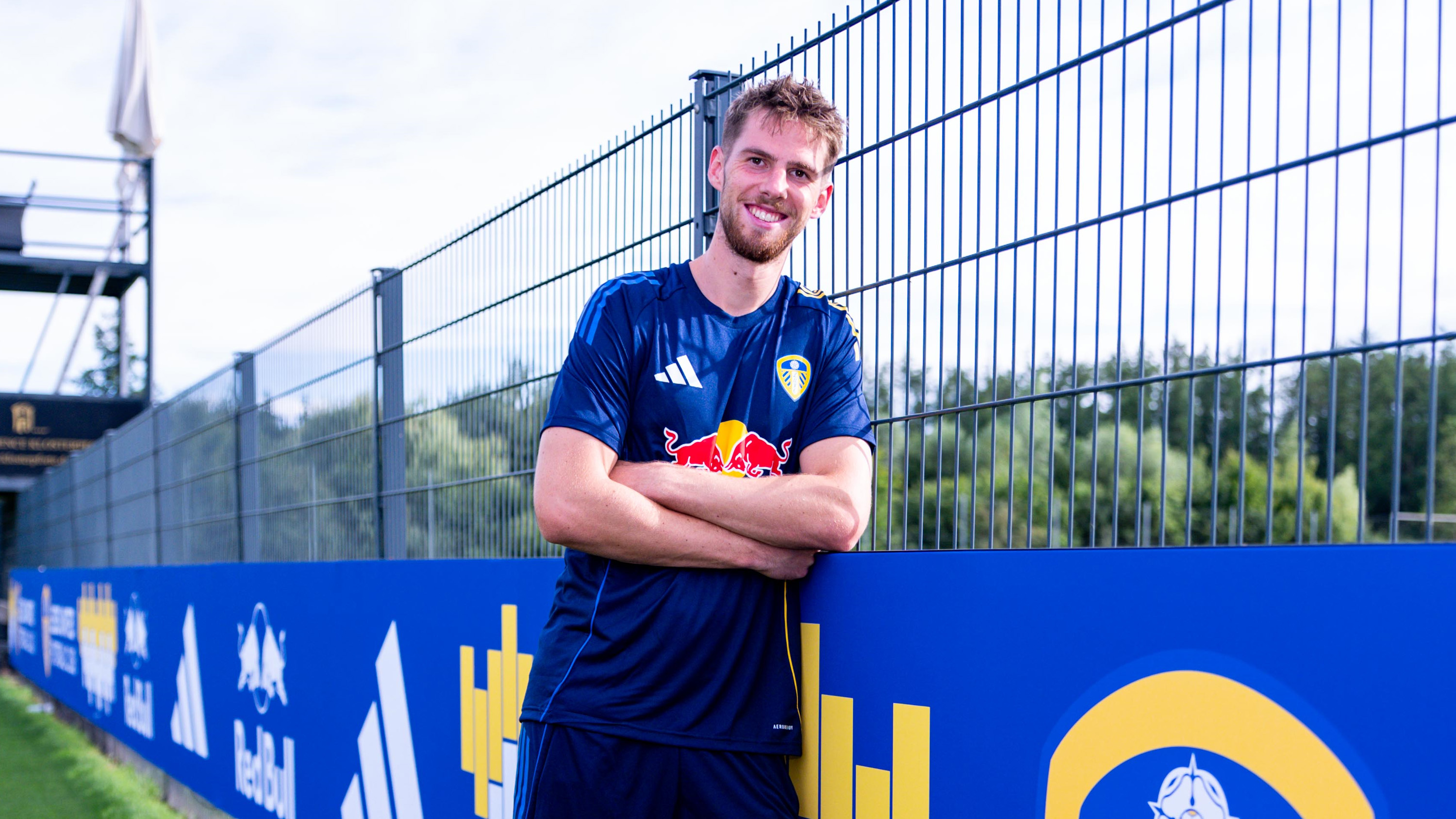 Rasmus Kristensen signs for Eintracht Frankfurt - Leeds United