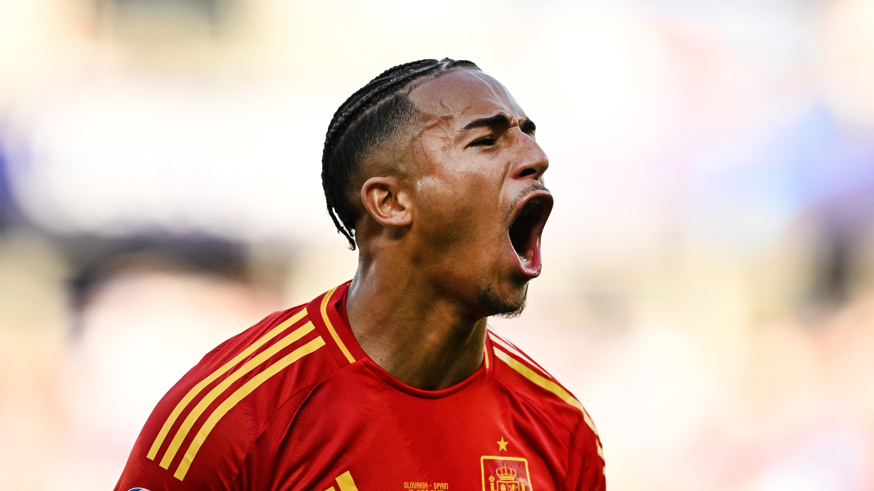 Ethan Ampadu named 2024/25 PFA Community Champion - Leeds United