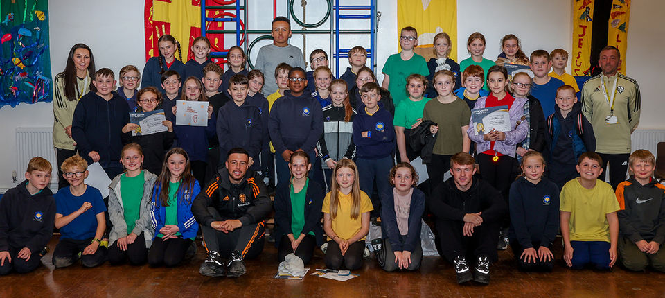 Duo show support for anti-bullying week - Leeds United